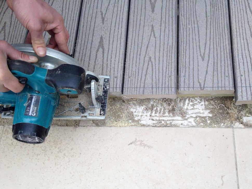 How to Cut Composite Decking: A Step-by-Step Guide for Homeowners ...